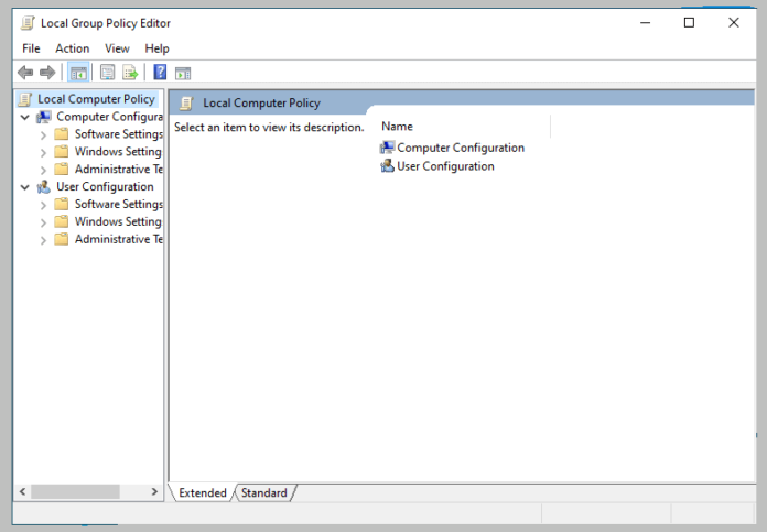 How To Hide Taskbar On Windows 10 [2025] » TechMaina